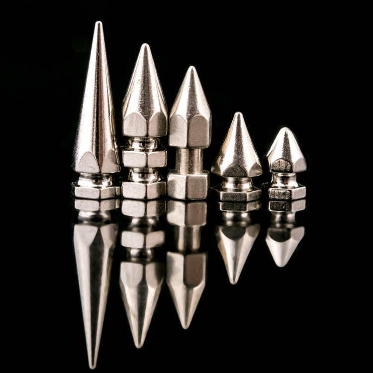 Screwback Spikes